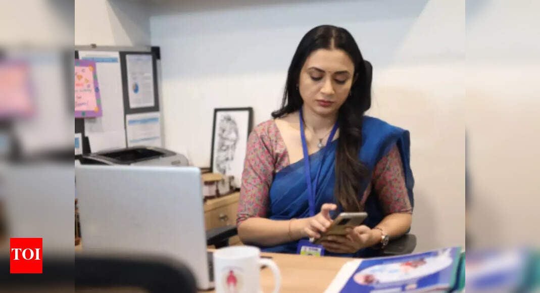 Brinda Trivedi shares throwback pictures from the sets of ‘Karma ...