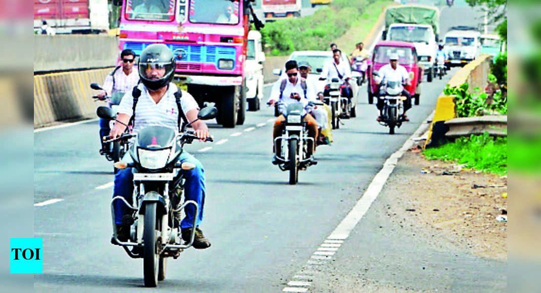 Kolhapur: Two-wheeler Riders Irked Over New Helmet Rule | Kolhapur News ...