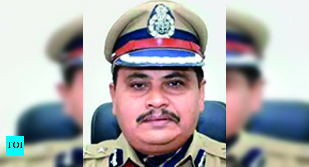 Ips Officer Bhagwat Mentors Over 125 Toppers | Hyderabad News - Times ...