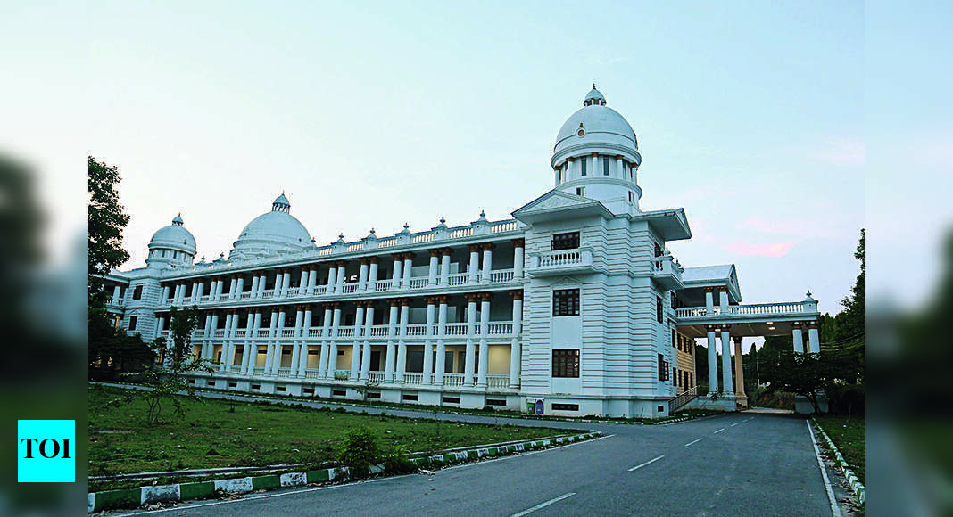 Siddartha Nagar: Dist Offices Complex Empty Even 5 Yrs After ...