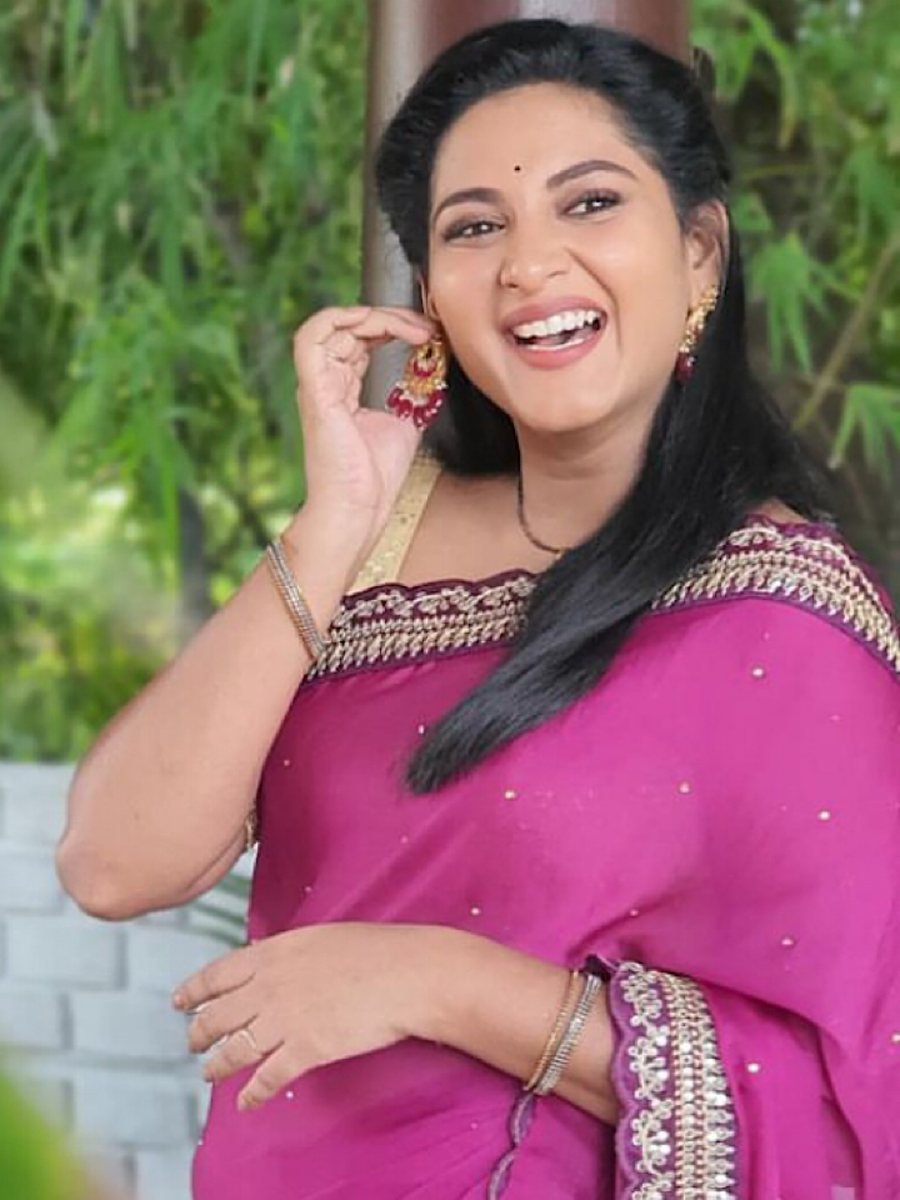 IN PICS: Pallavi Ramisetty’s fabulous clicks in trendy sarees | Times ...