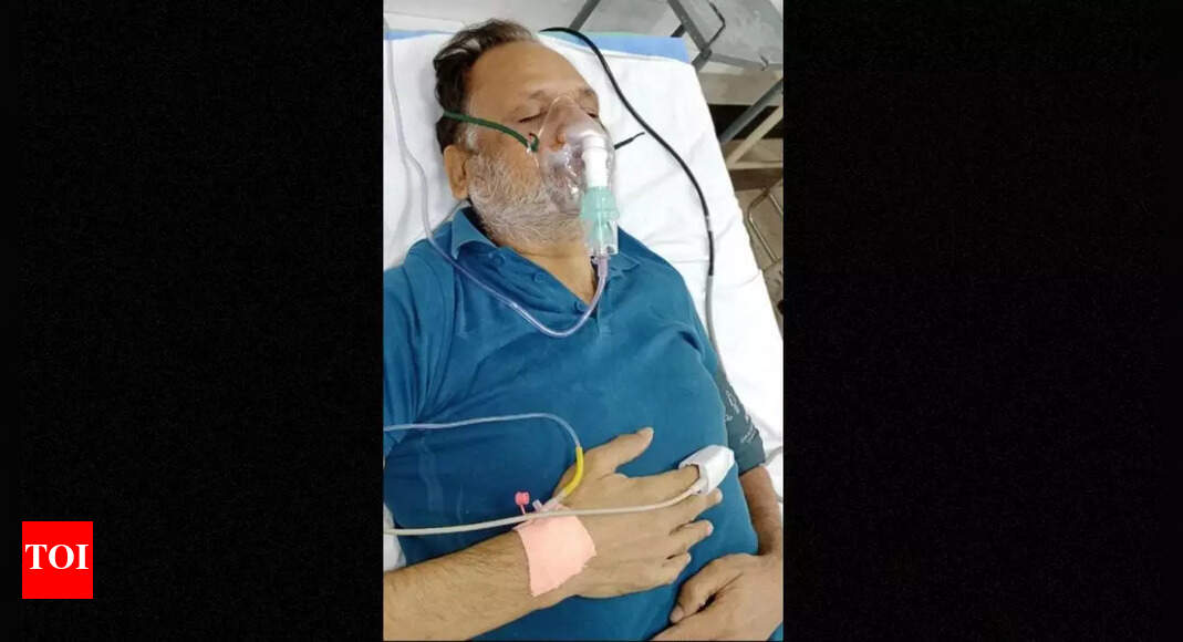 Satyendar Jain Health: AAP leader falls in bathroom of Delhi's Tihar ...
