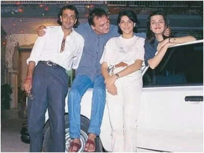 Sanjay Dutt shares throwback pictures on father Sunil Dutt's death ...