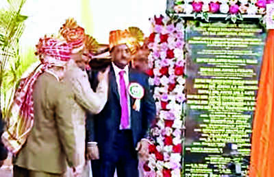 Cj Unveils Stone Plaque Commemorating Dr Ambedkar Appearing In Chikodi ...