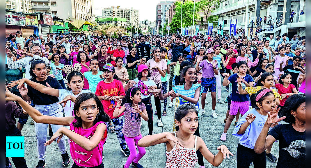 Happy Streets In Pimple Saudagar A Huge Success | Pune News - Times of ...