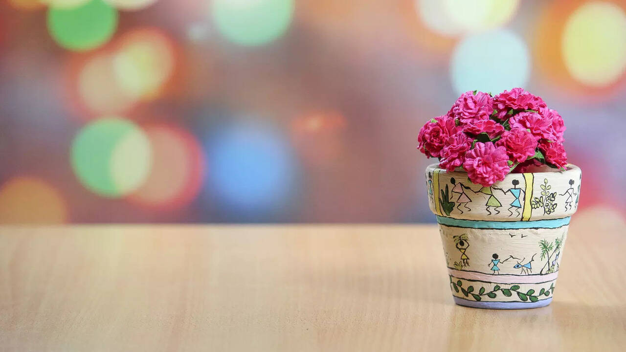 Seeking The Perfect Table Flower Pot? Explore Different Options For ...