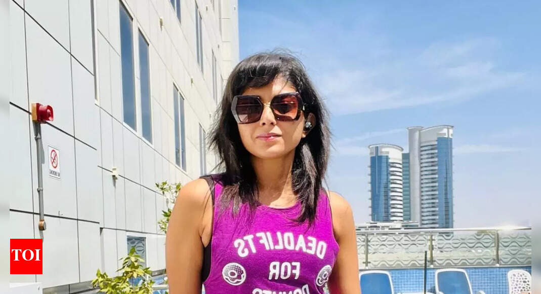 Devlina Kumar visits Dubai to grace a cultural show as judge - Times of ...