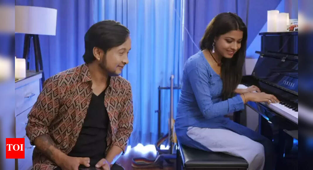 Indian Idol fame Pawandeep Rajan and Arunita Kanjilal reunite for a new ...