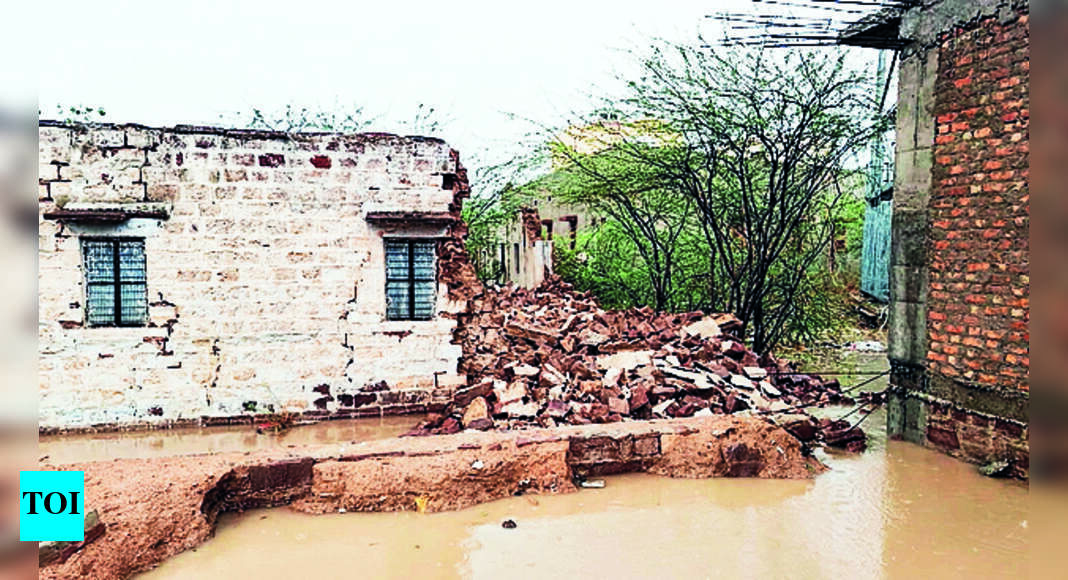 Hailstorm, Showers Claim Three Lives In Jaisalmer | Jaipur News - Times ...