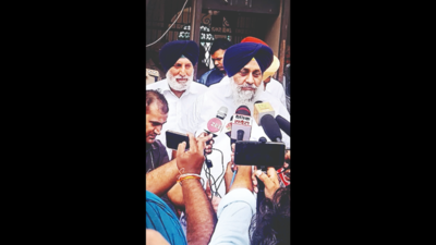 Kotkapura Case: Sad Chief Comes To Court | Chandigarh News - Times of India