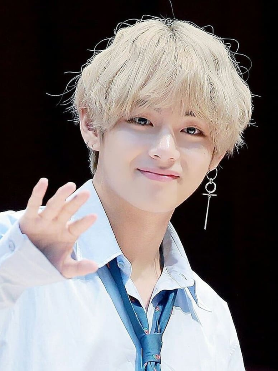 BTS’ V Is Blonde Again! 7 Times He Rocked The Hair Colour | Zoom TV