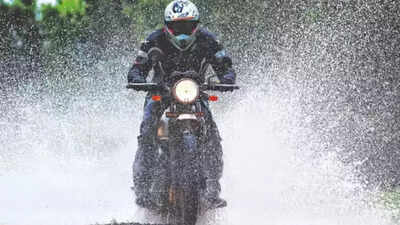 How to ensure a safe two-wheeler ride during monsoon: Tips and ...