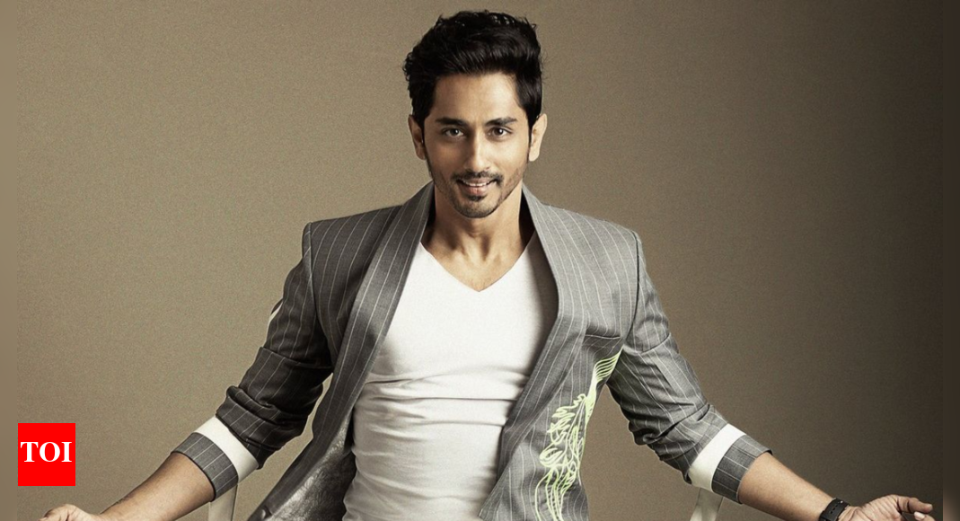 Siddharth gives a befitting reply when asked about his love life ...