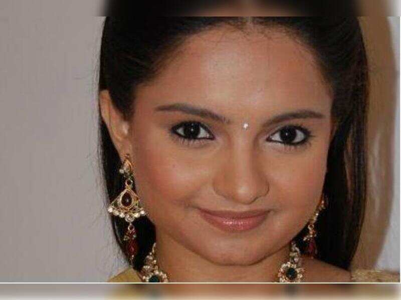 Jia Manek's fan frenzy - Times of India