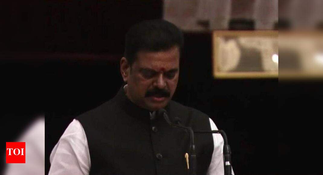 Union minister Kapil Patil visits villages hit by stormy weather in ...