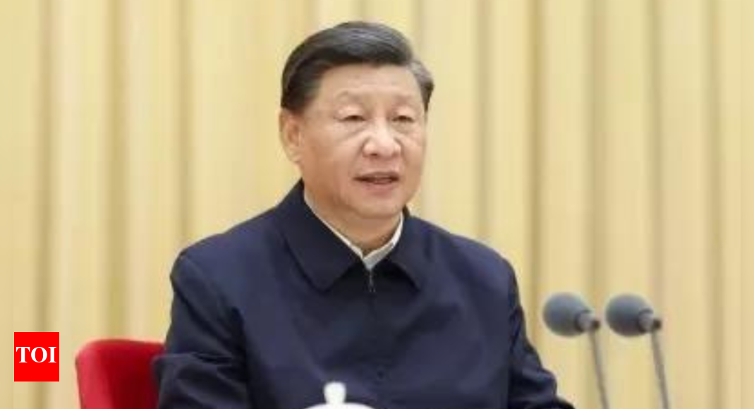 Xi Jinping: China's Xi Jinping, officials call for tighter controls ...
