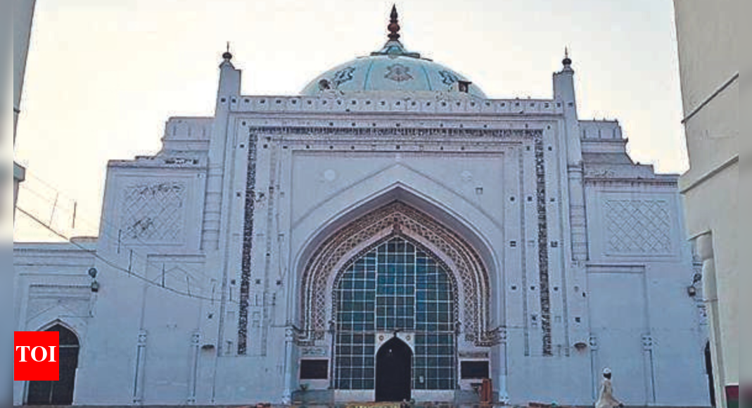 800-year-old Jama masjid case: ASI tells UP court it's protected ...