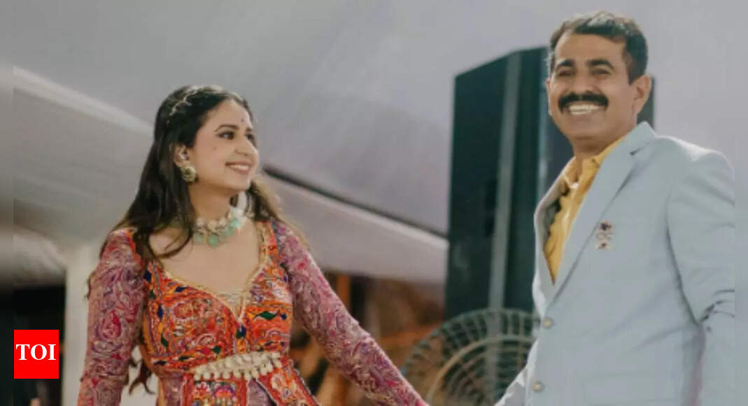 Kinjal Dave pens a heartfelt birthday wish for her beloved father; fans get emotional | Gujarati ...