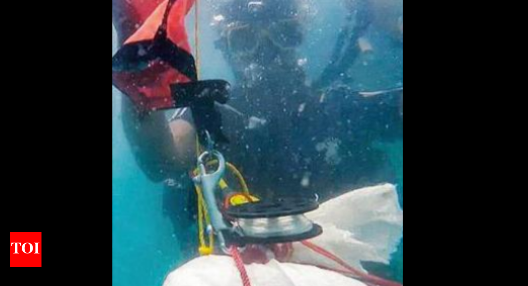 Smugglers send coast guard, DRI on undersea gold hunt | Chennai News ... Smugglers send coast guard, DRI on undersea gold hunt | Chennai News ...