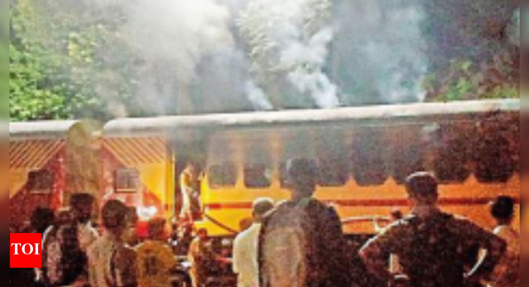 Kerala Train Fire News: 2 months on, arson attack on same train in ...