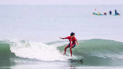 Indian open of Surfing: Tamil Nadu surfers dominate on Day 2 ...