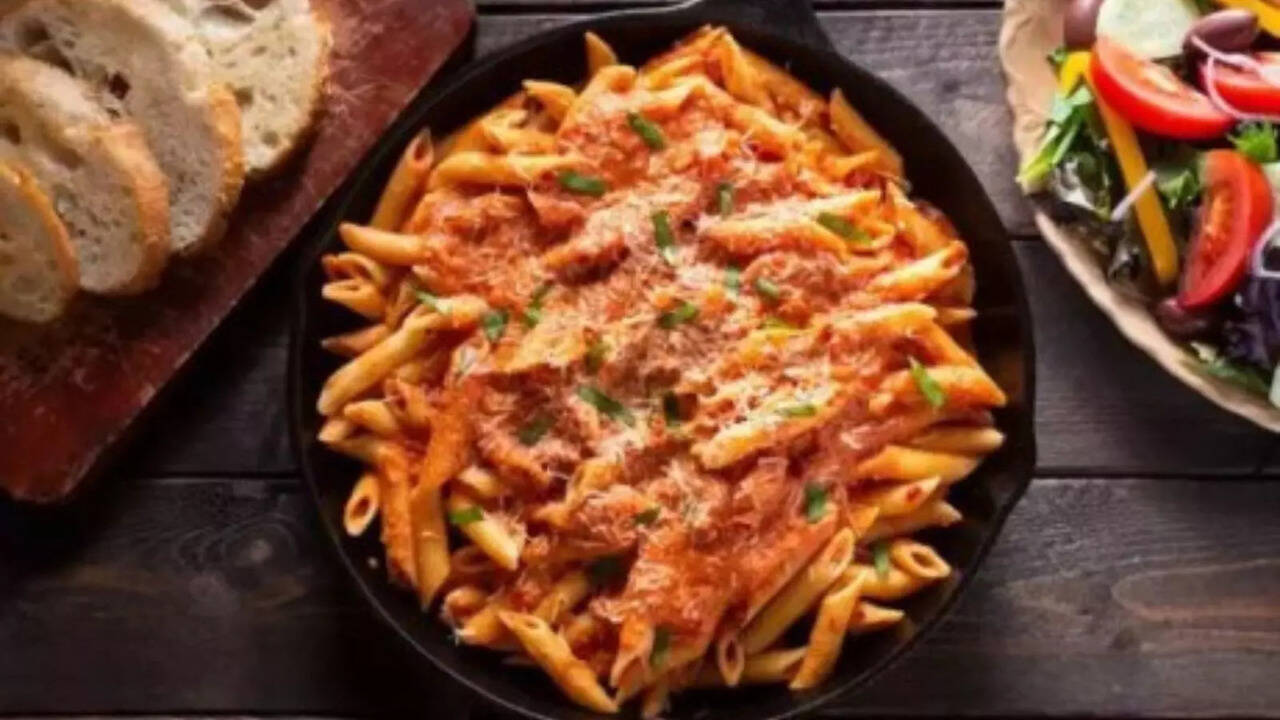 Classic Red Sauce Pasta: A Simple And Delicious Recipe