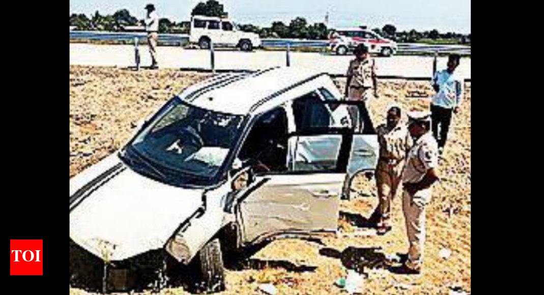 Three killed on Samruddhi new stretch | Nashik News - Times of India