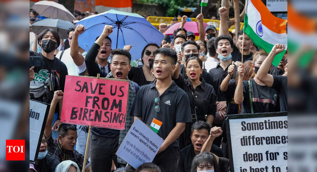 Govt constitutes 3-member inquiry commission to probe Manipur violence ...