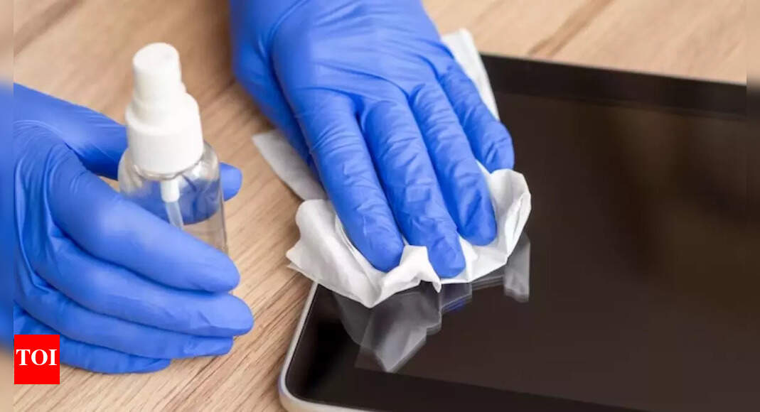 Screen Cleaner: All Purpose Kits To Clean Your Mobile Screen Safely And ...