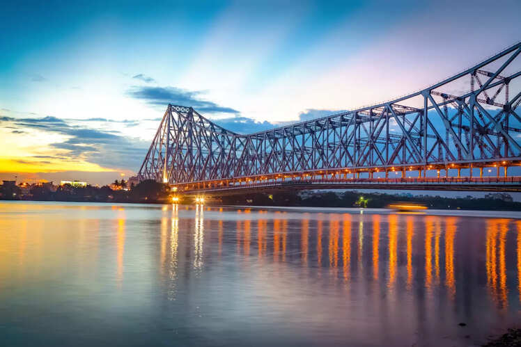 Bookmark these famous railway bridges in India | Times of India Travel