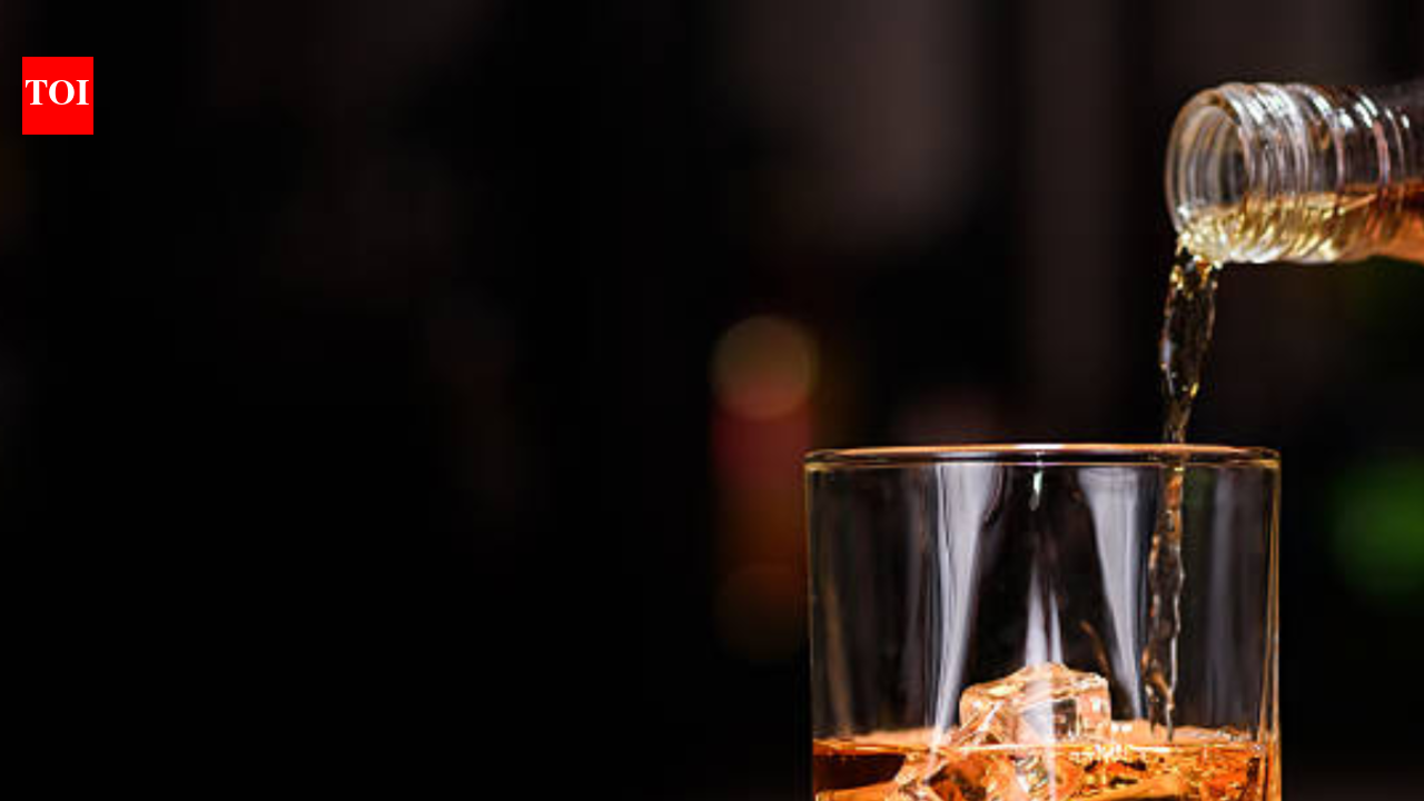 Consuming even moderate amount of alcohol can put you at risk; know how