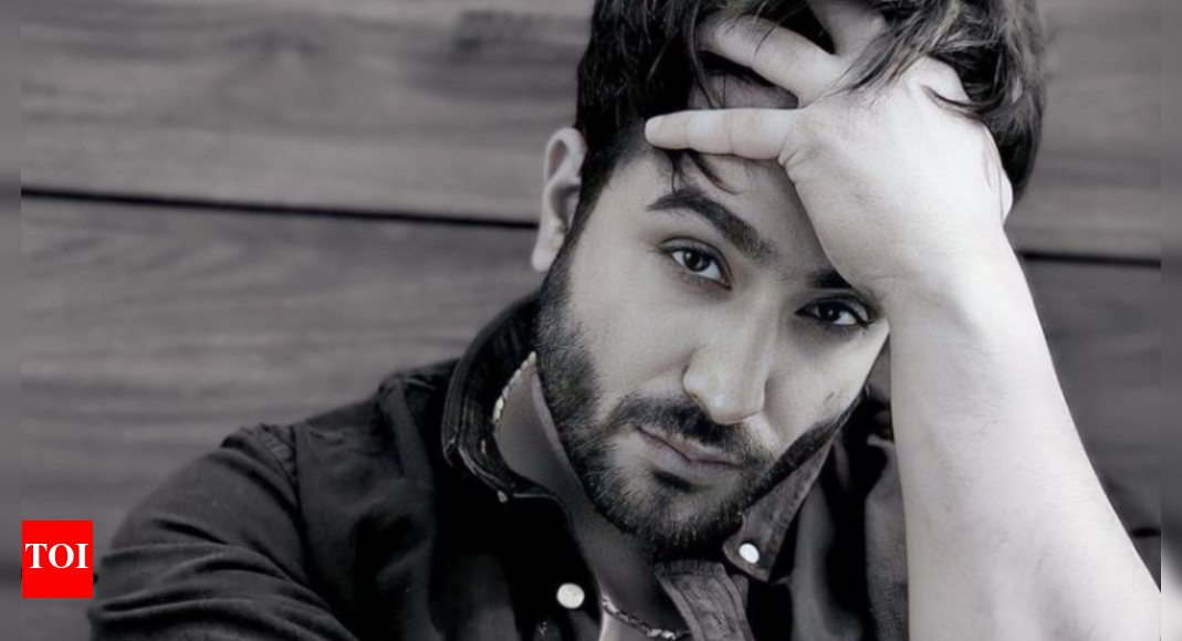 Aly Goni mourns the demise of his uncle; writes, 'Will miss you Mamu ...