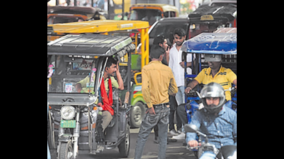 Seeing Red On Green: Commuters Fume As E-rickshaws Run Amok | Bhopal News - Times of India