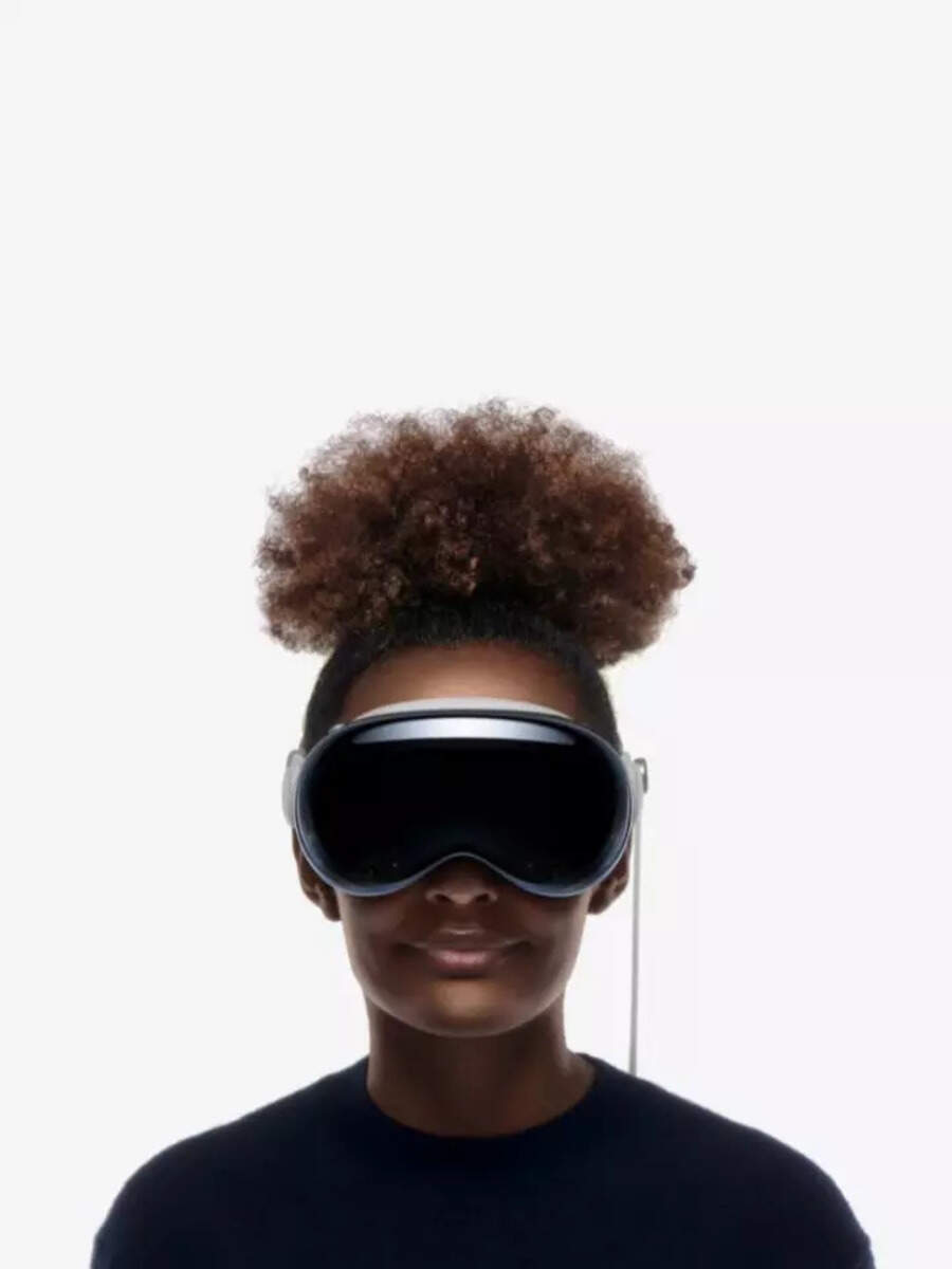 Apple Vision Pro MR headset: Available games, apps and more | Gadgets Now