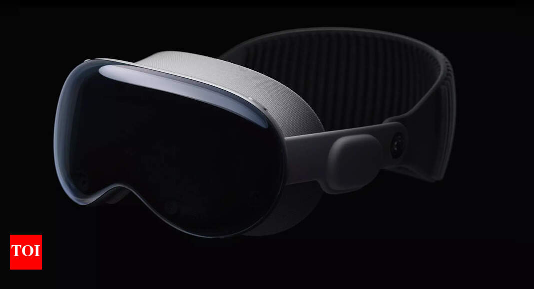 Apple acquires augmented reality headset startup Mira - Times of India