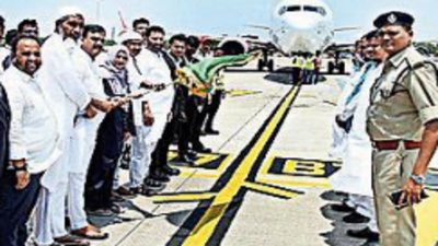 Haj: Haj flight with 170 takes off from Vijayawada int'l airport ...