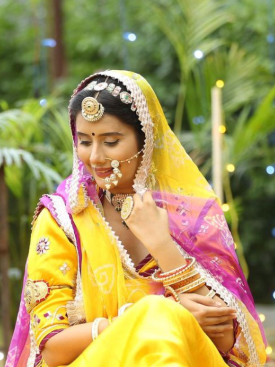 Charu Asopa's royal ethnic outfits; see pics | Times of India