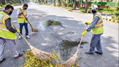 MCD puts on hold decision to transfer road cleaning job | Delhi News ...