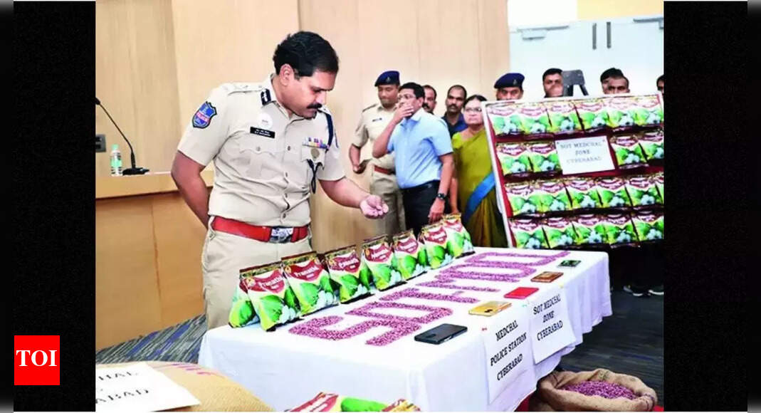 Cops Seize 3 Tonnes Of Spurious Cotton Seeds | Hyderabad News - Times ...