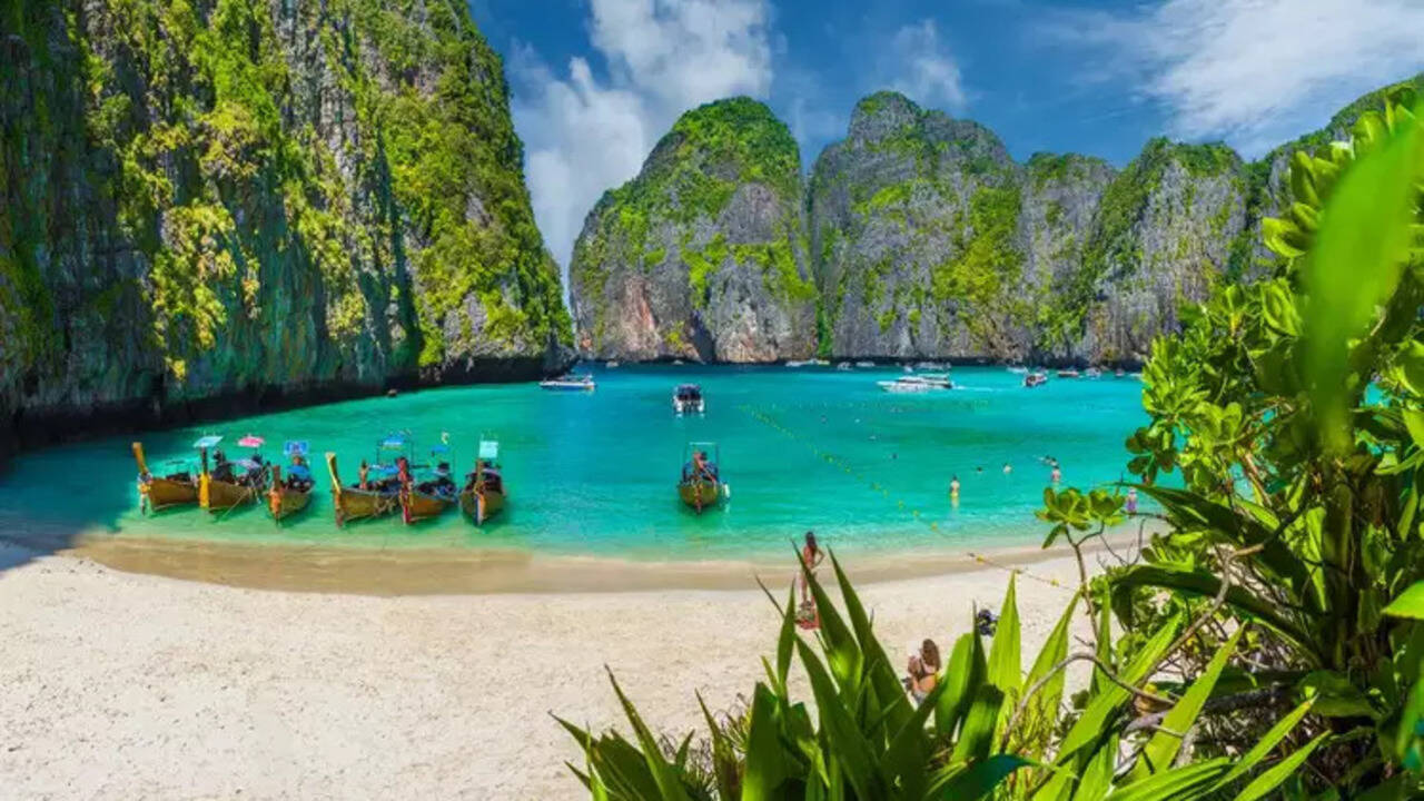 Get Beachbound! 10 Ways To Maximize Your Beach Experience During Summer