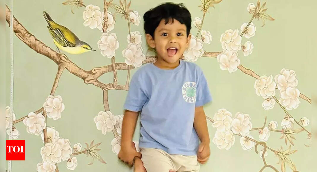 This video of Raj Chakraborty-Subhashree Ganguly’s son shine Yuvaan ...