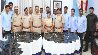 Tirupati police recover 400 stolen mobile phones worth Rs 72 lakh | Amaravati News - Times of India