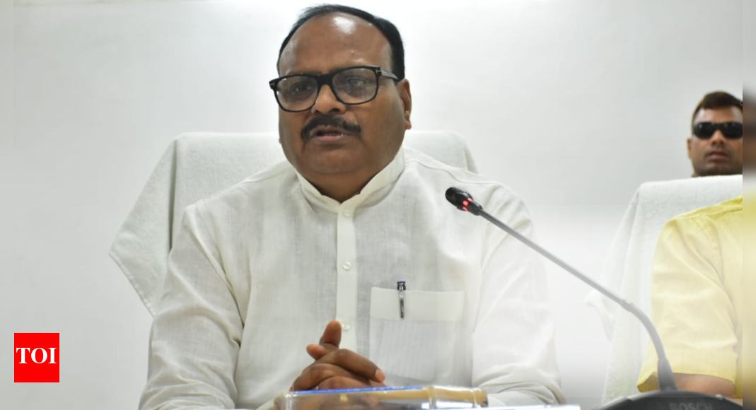 UP deputy CM Brajesh Pathak asks health officials to prepare action ...
