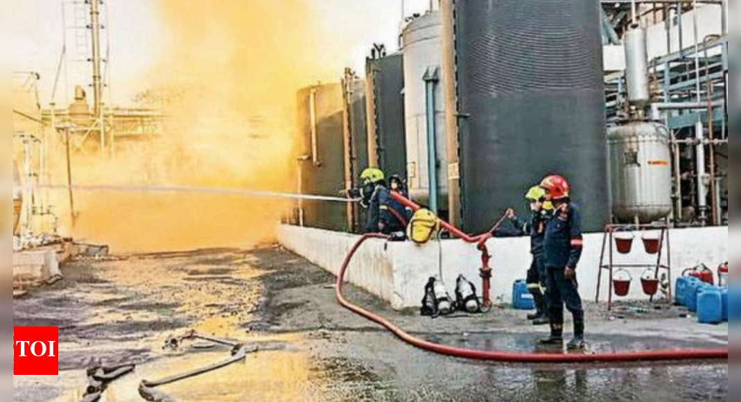 Gas leak at pharma unit sparks fire; 1 worker dies, 5 others hurt ...