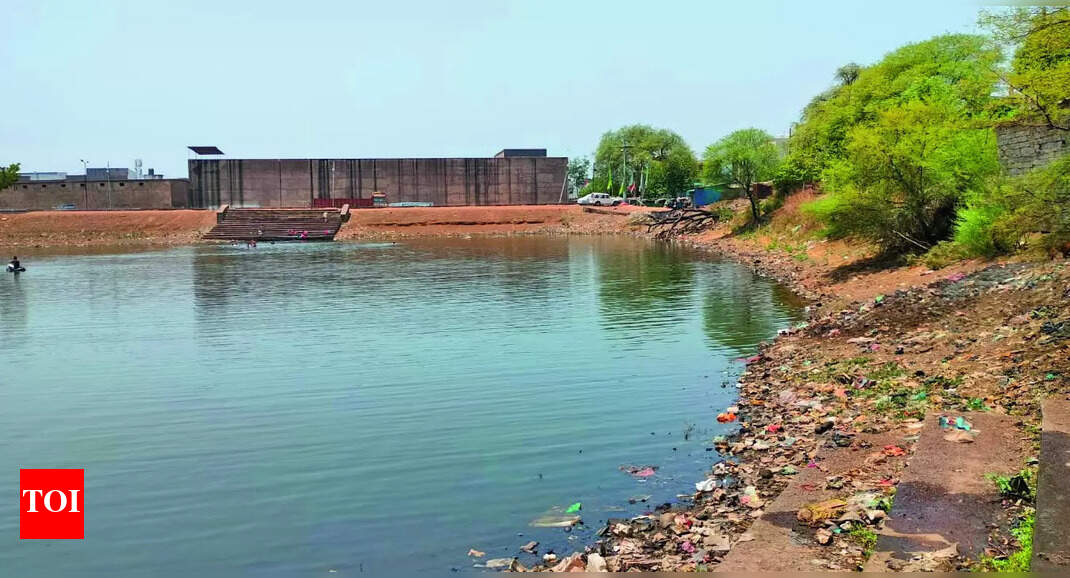 Poor Upkeep & Garbage Dumping Turns Birgaon’s Vyas Lake Into Sewage ...