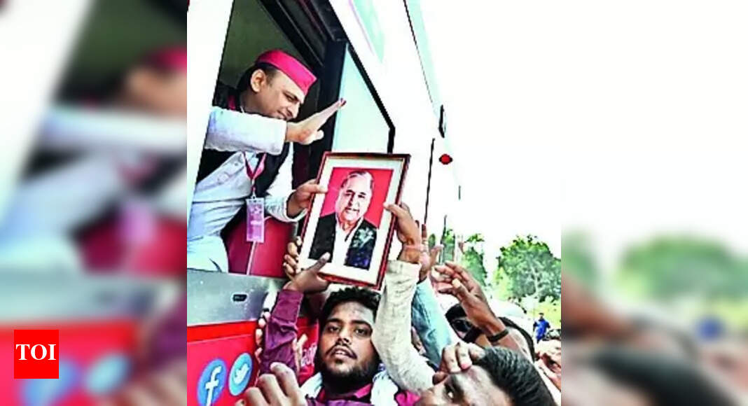 ‘cops Being Arrested For Loot, People Being Shot In Courts’ | Lucknow ...