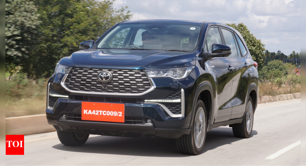 Maruti Suzuki's Innova Hycross-based 7-seater MPV launch next month ...