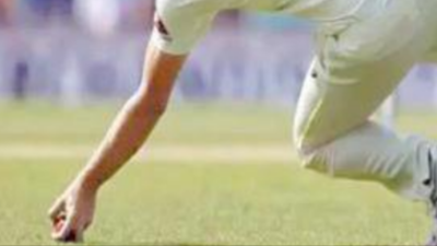 In meme on bank fraud, Kolkata police takes a dig at Shubman Gill's ...