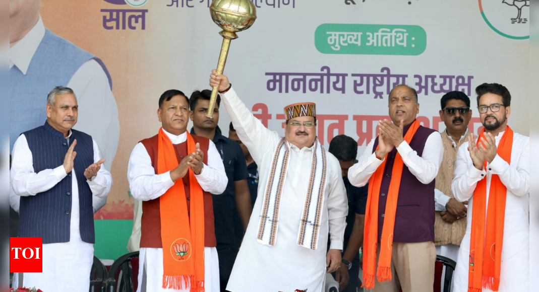 'Yuvaraj' of Congress talking about saving democracy during England ...