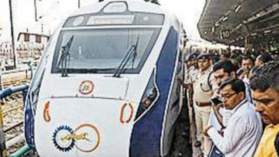Patna-Ranchi Vande Bharat train makes successful trial run | Patna News - Times of India